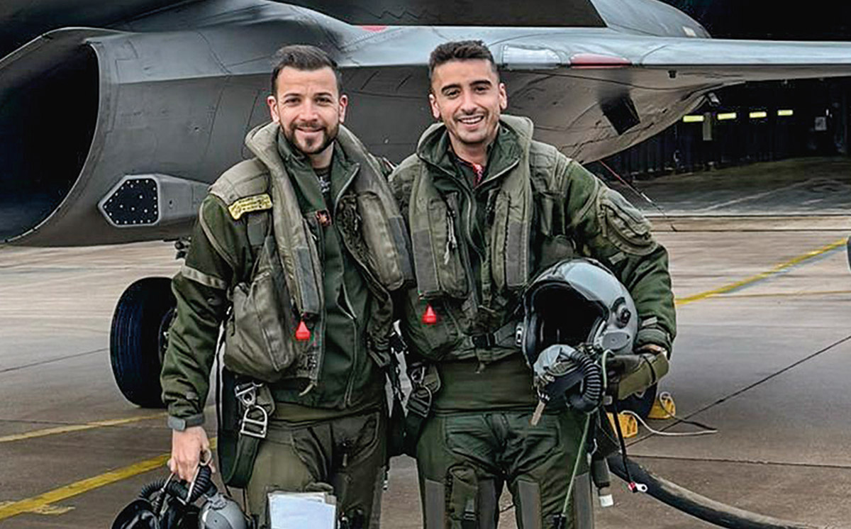 In Memoriam : capitaine Sébastien Mabire et lieutenant Matthis Laurens ...